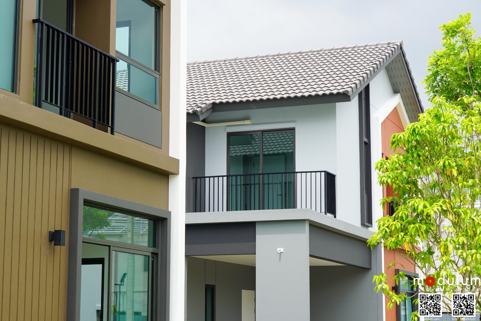 บ้านสไตล์มินิมอล (Minimal) "ราวกันตก" "ราวระเบียง" | modulum