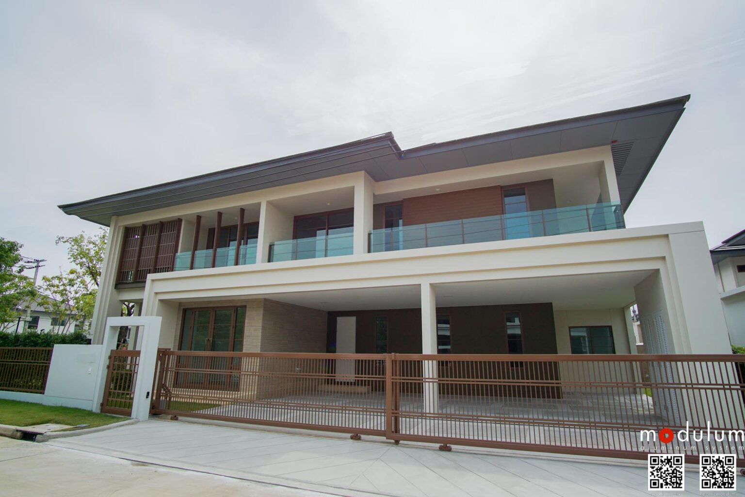 บ้านมินิมอล (Minimal) ราวกันตก ราวระเบียง ระแนง บังตา | modulum